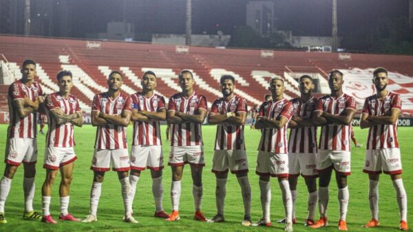 Com 100%, Náutico repete marca que rendeu seis acessos e três títulos ...