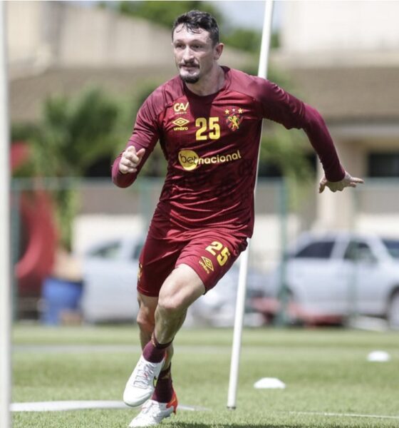 Sander sofre fratura no nariz e desfalcará o Sport por até um mês - NE45