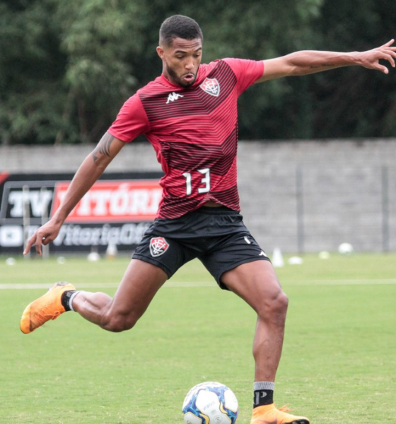 ABC contrata atacante Felipe Garcia, ex-Vitória e Operário