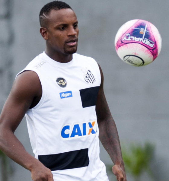 CSE contrata ex-zagueiro de Santos e Corinthians para o 2023