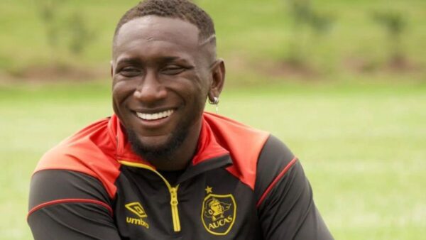 Vitória negocia com o atacante equatoriano Erick Castillo para 2024