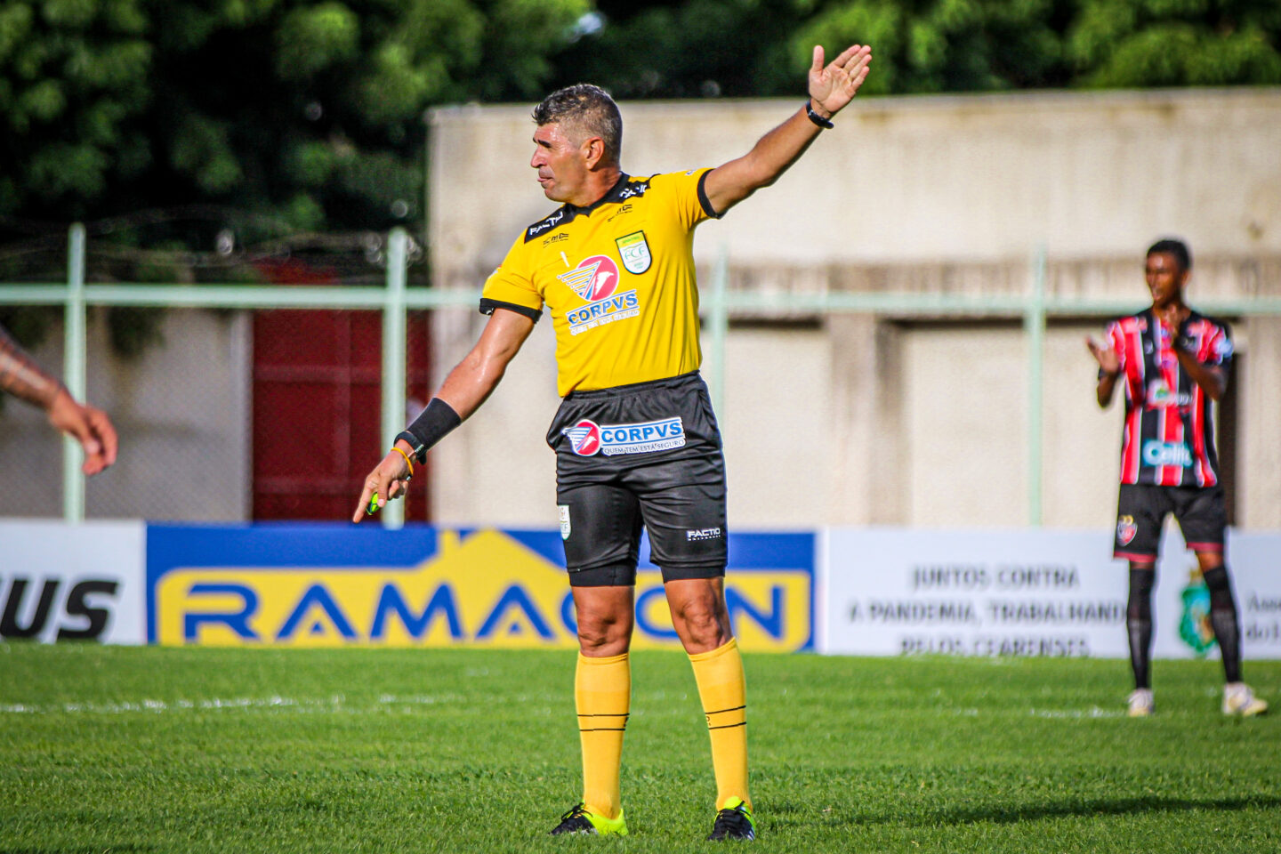 FCF define Marcelo de Lima Henrique como árbitro central do primeiro ...
